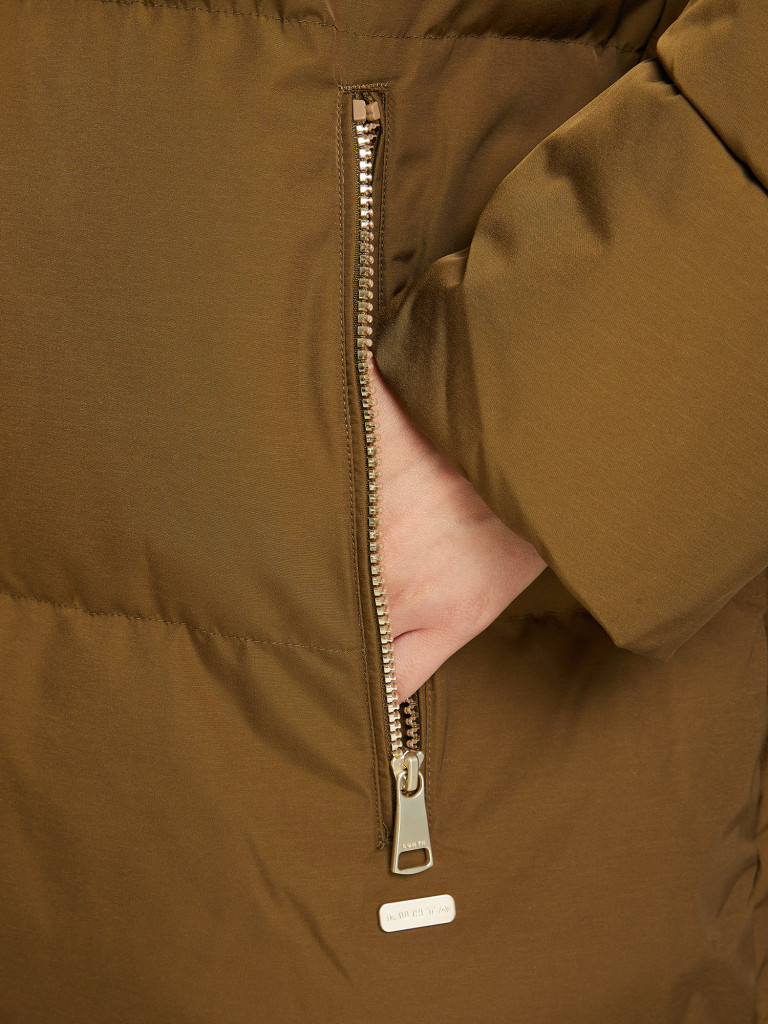 Куртка утепленная женская Luhta Halla коричневый цвет — купить за 41840 ...